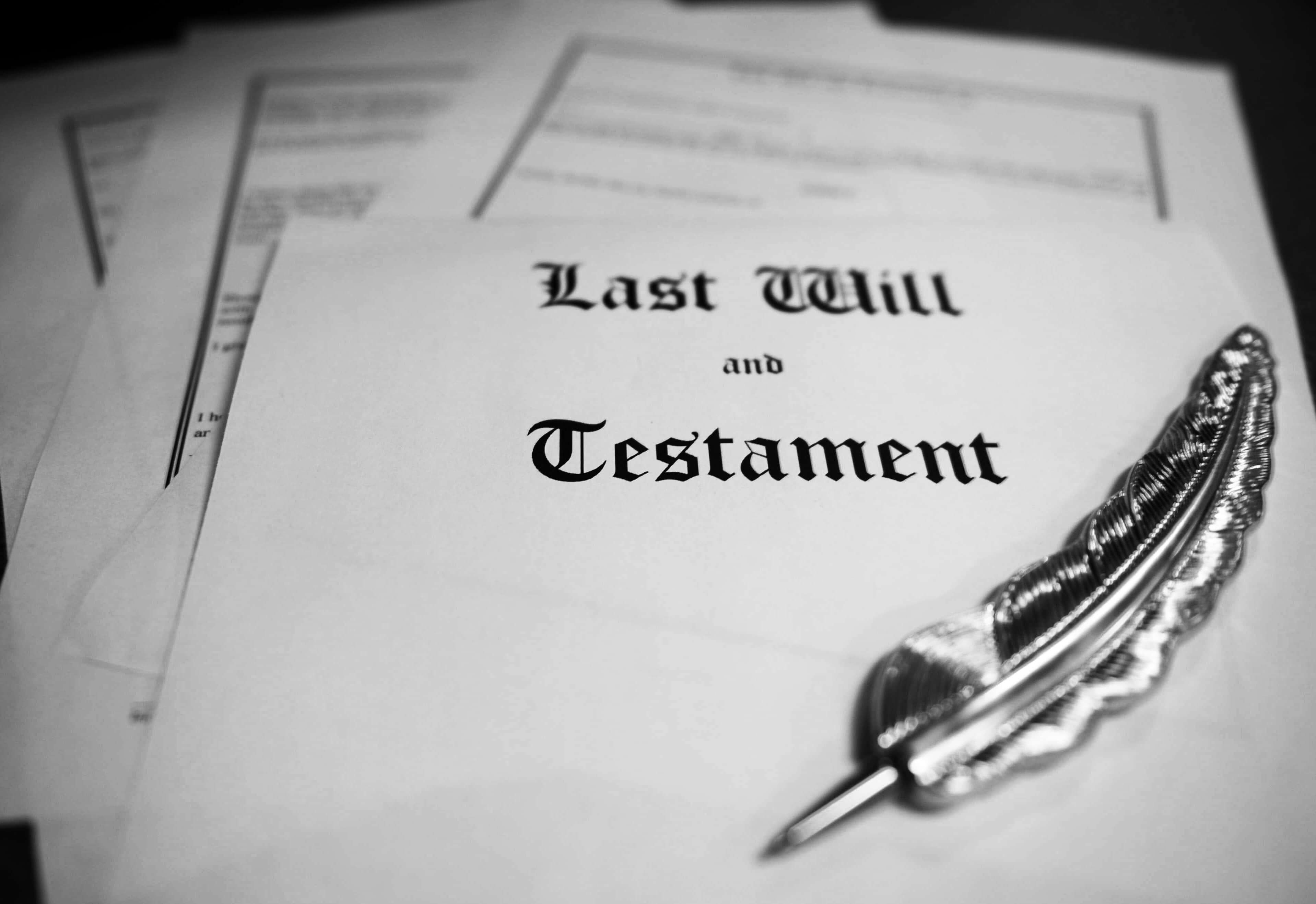 19 Estate Planning Experts Explain Will and Testament Pitfalls